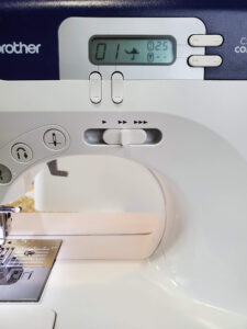 Review of the Brother CS6000i Sewing and Quilting Machine - Sisters ...